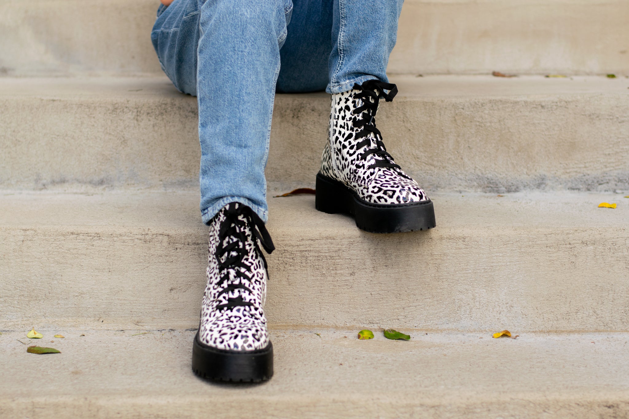 Rattle Poppin – Hannah's Shoebox, LLC